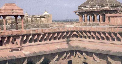 The Mughal Empire: Fortresses and Citadels